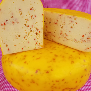 Gouda, Hot Chili-Retail Piece – The Farm House Natural Cheeses
